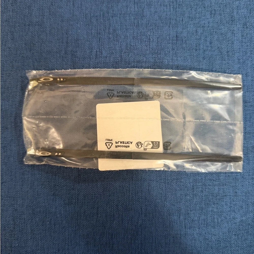 Oakley | Accessories | Oakley Black Temple Arms Replacement Pair With ...